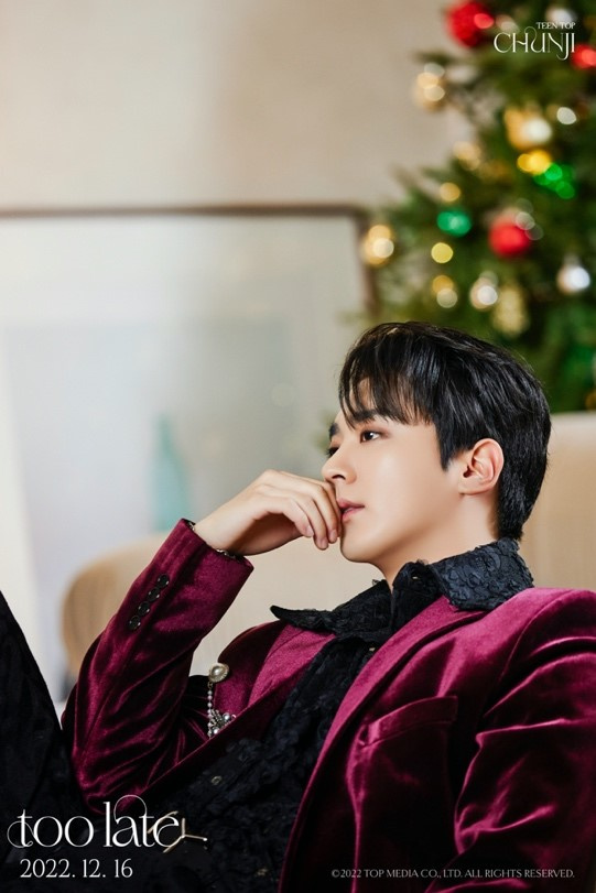 Teen Top's "CHUNJI", The Original Handsome Guy, Draws Attention with a Spoonful of Mature Beauty