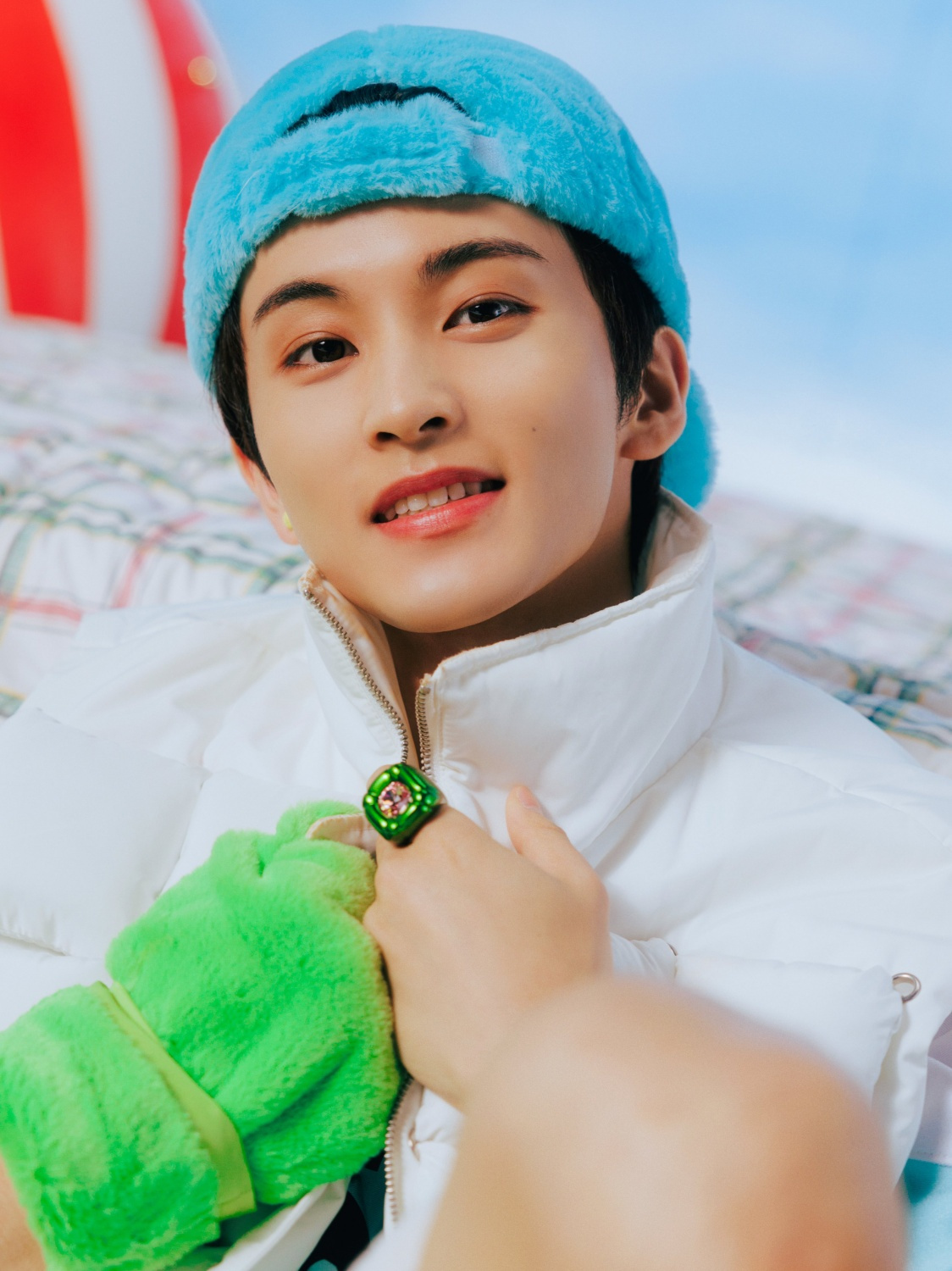 NCT Mark Radiates Overwhelming Fresh Visuals