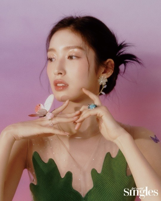 OH MY GIRL Arin Shows Pure, Innocent Beauty in New Magazine Pictorial
